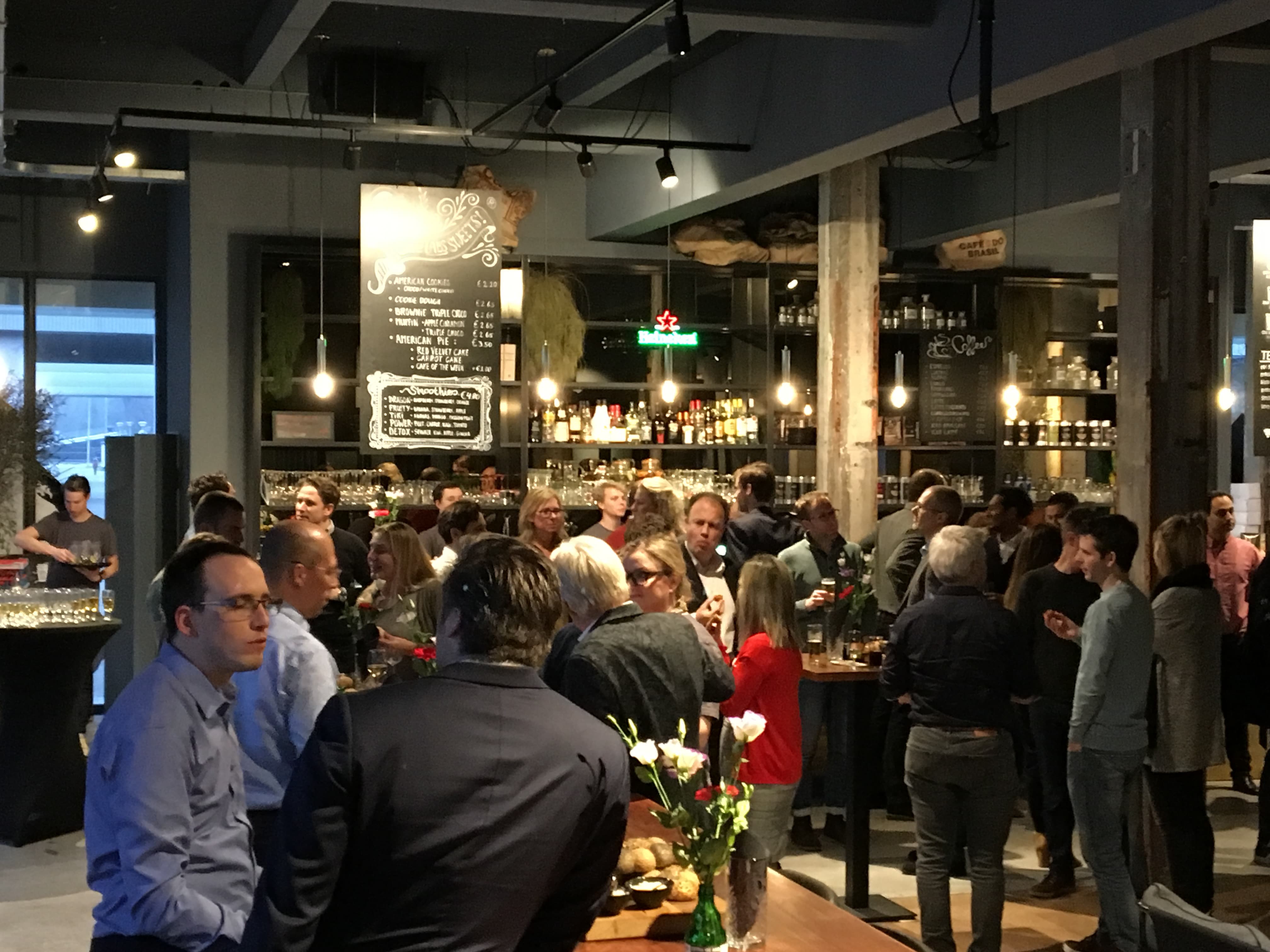 Welkom bij Cafe Labs! Inspirerende lunch-, vergader- en werkplek in Delft