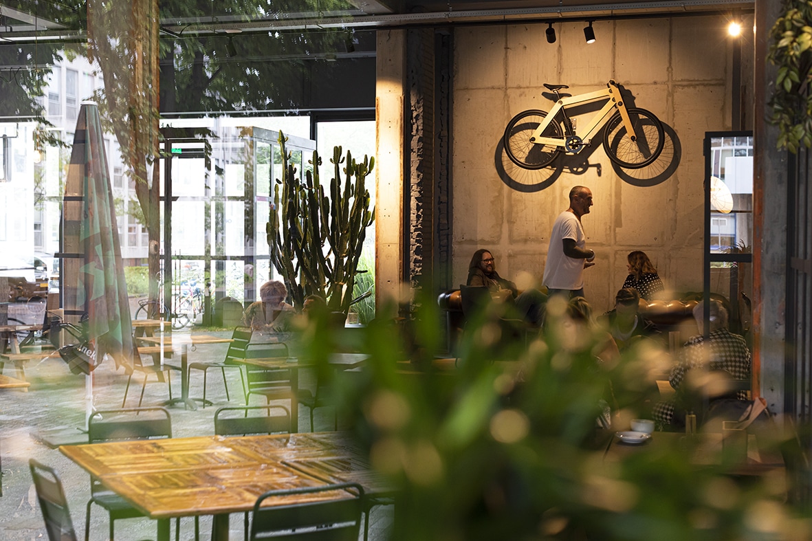 Welkom bij Cafe Labs! Inspirerende lunch-, vergader- en werkplek in Delft